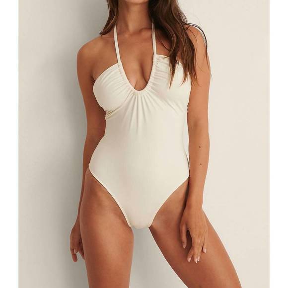 Good American | Swim | New Good American Leilani One Piece Swimsuit In Ivory | Poshmark